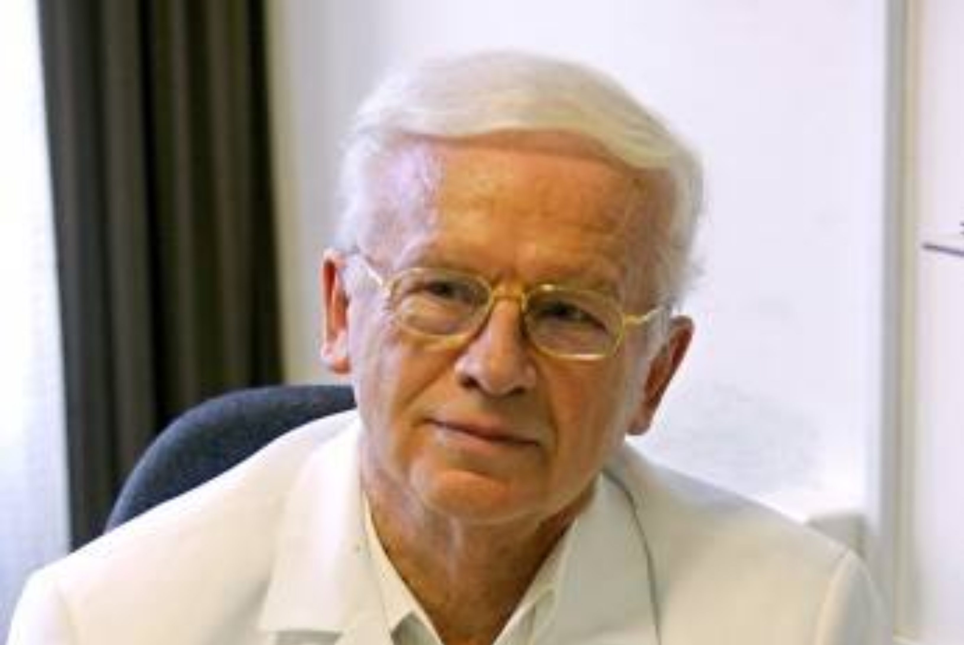 Elhunyt Dr. Pados Gyula belgyógyász, táplálkozástudományi szakértő ...