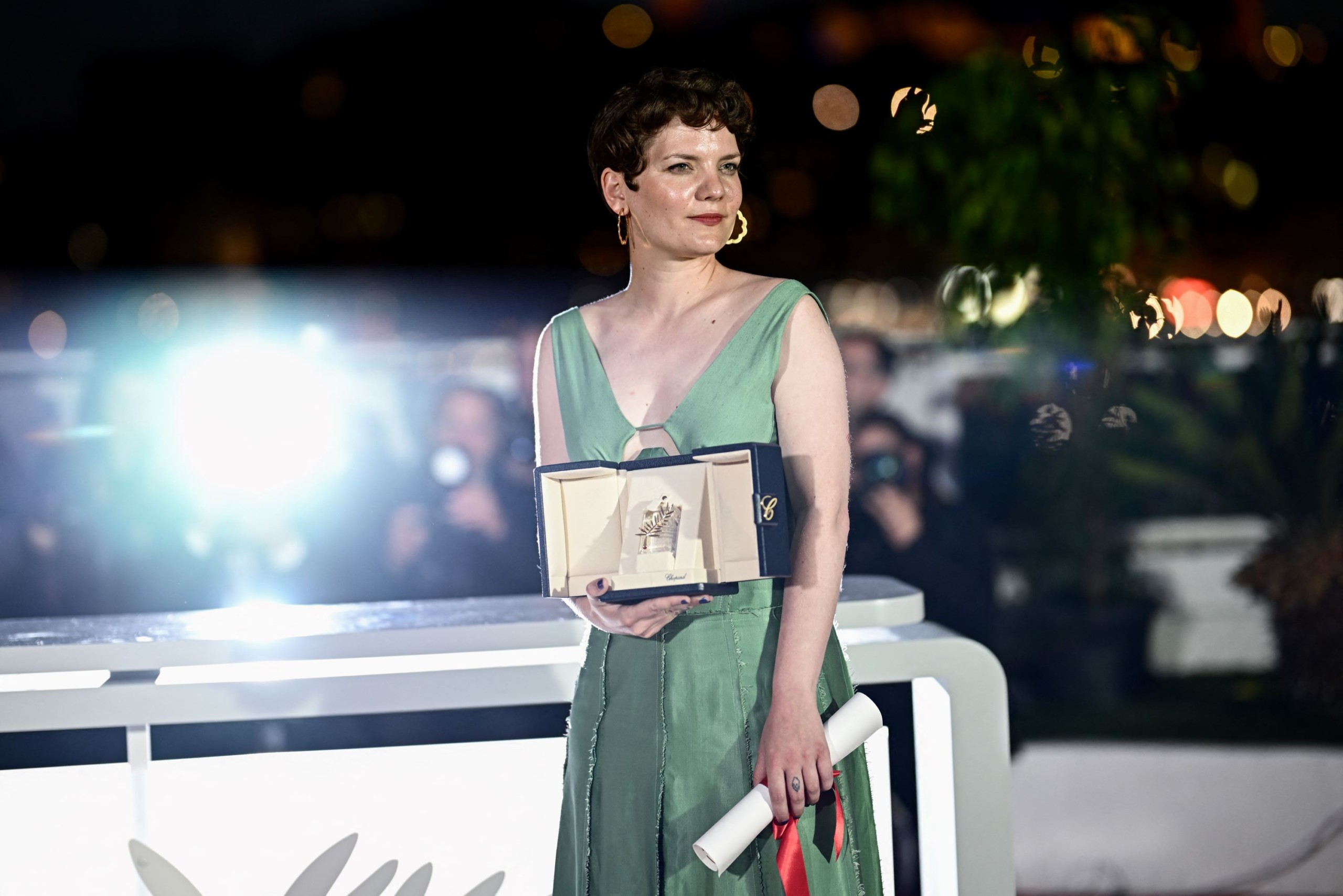 Többször sem adtak rá pénzt, most gratuláltak Buda Flóra Anna Cannes ...