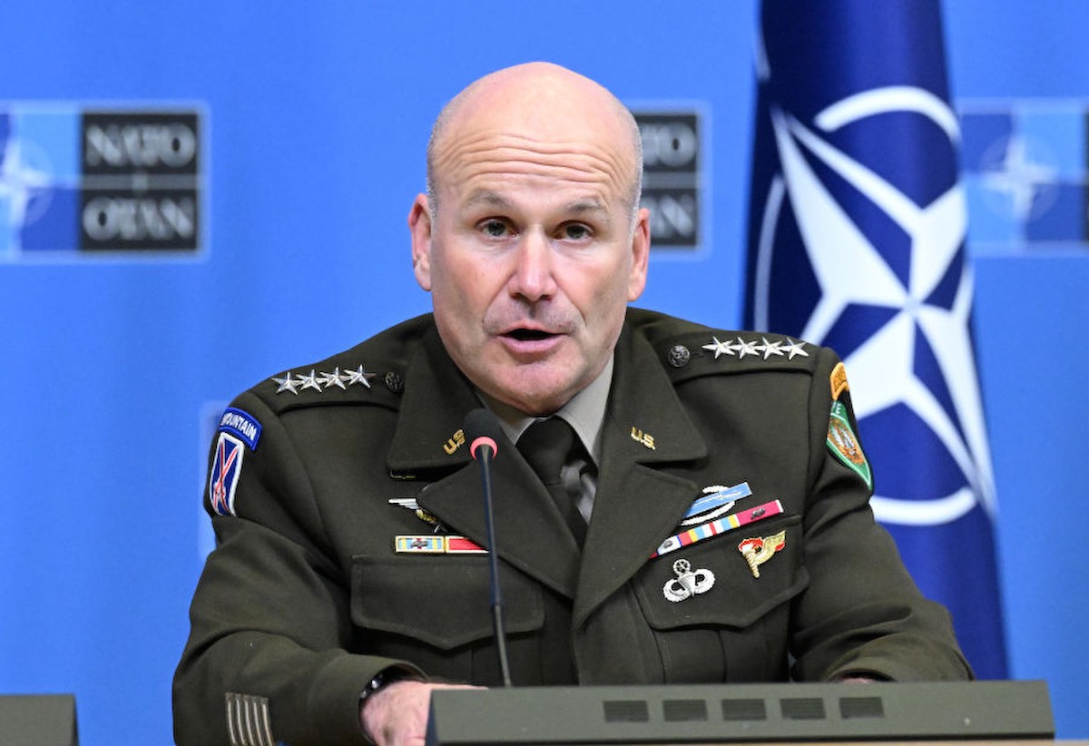 90 ezer katonát mozgósít a NATO az orosz haderő elrettentésére - Startlap