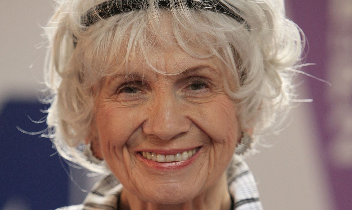 Elhunyt Alice Munro Nobel-díjas író - Startlap