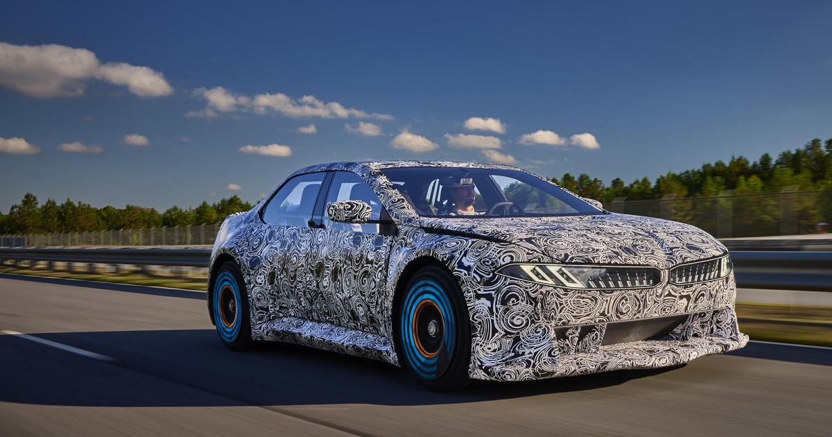 2027-ben jöhet a legütősebb M-es elektromos Bmw - Startlap