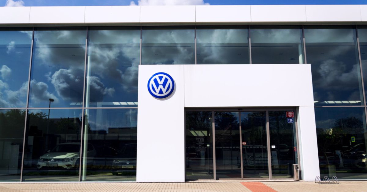 Elképesztő megszorításokat vezet be a Volkswagen: ilyen még nem volt ...