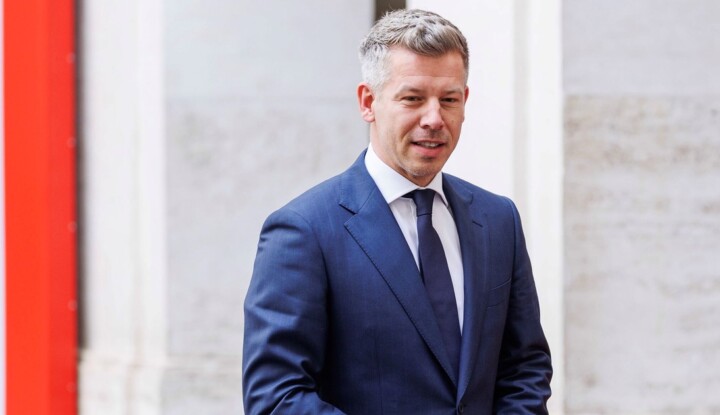 Magyar Péter kormánybiztosnak nevezi ki Rost Andreát, Radnai Márkot és ...