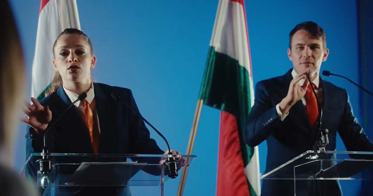 Kocsis Paulina új dala üzen: „Vége, van kicsi”, klipben Lengyel Tamás ...