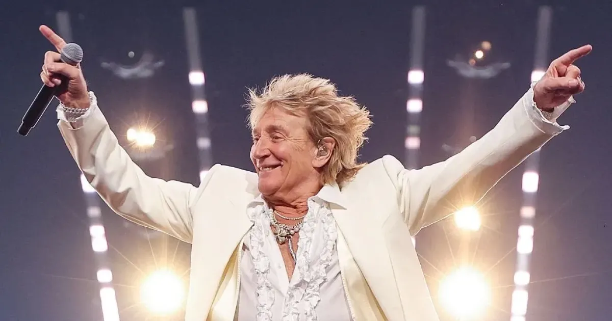 Rod Stewart ritka családi fotón: 8 gyerek, négy lány és négy fiú - Startlap