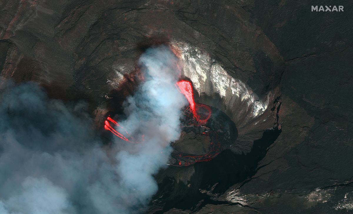 Hatalmas lávató képződik a két év után újra működő hawaii vulkán ...