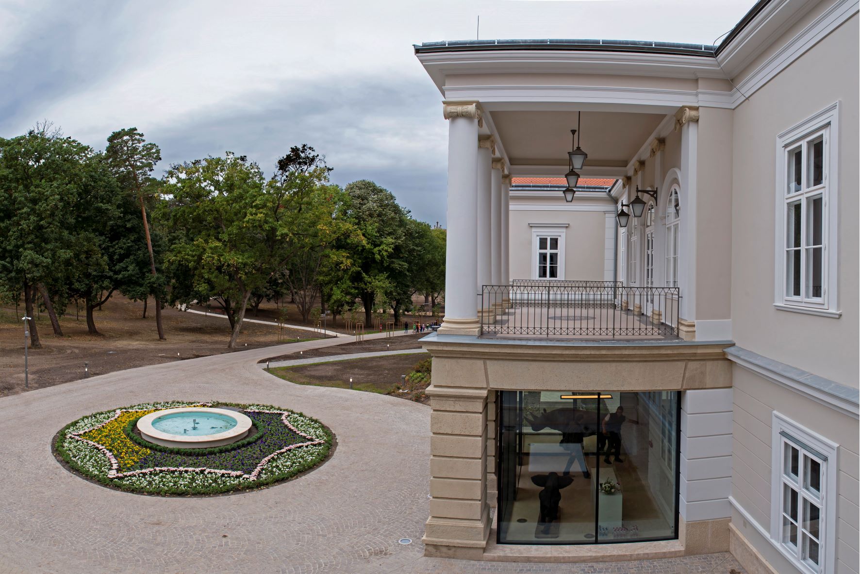 Fotókon a teljesen megújult bodajki kastély - Startlap Utazás