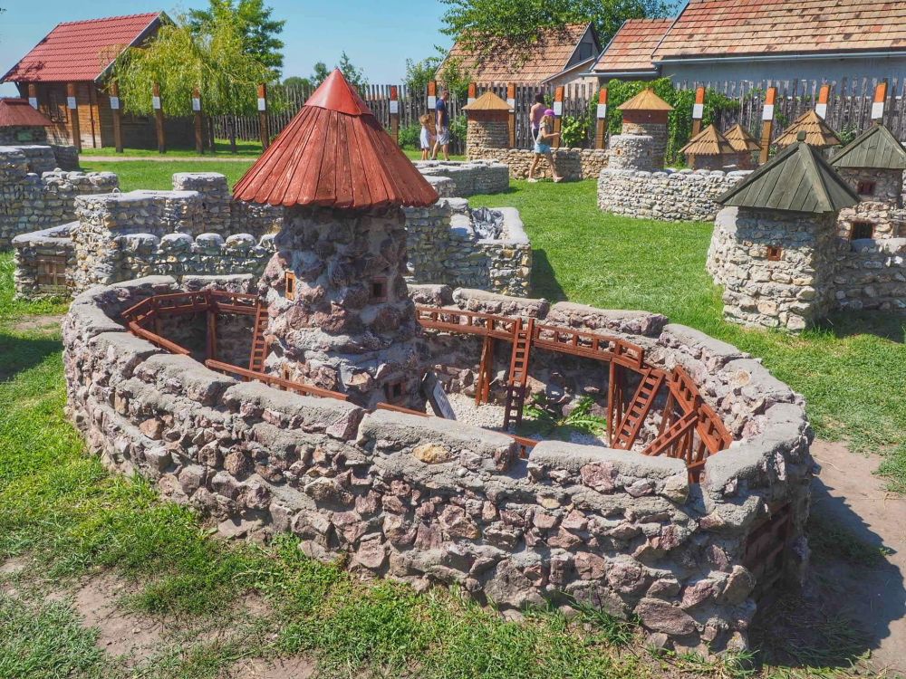 Fejér megye rejtett kincsei: 10 hely, amit látnod kell - Startlap Utazás