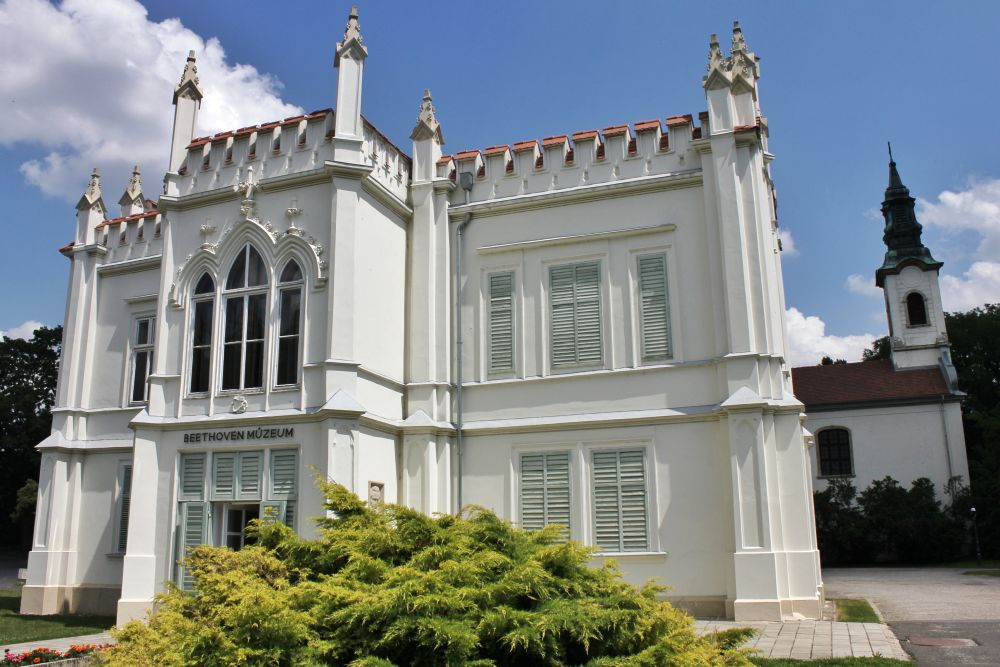 Fejér megye rejtett kincsei: 10 hely, amit látnod kell - Startlap Utazás