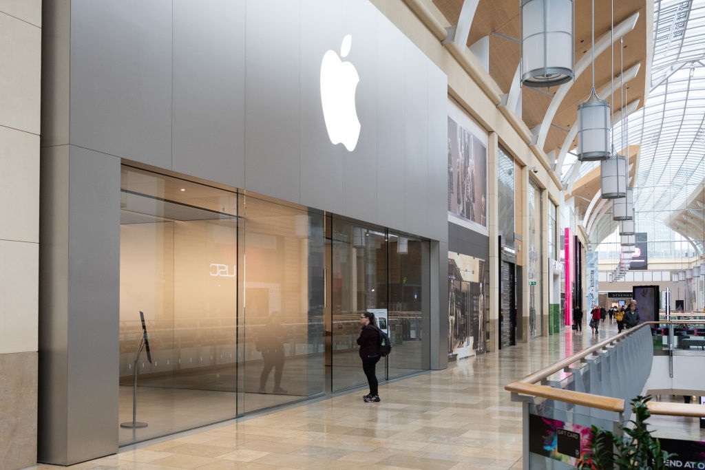 Az Apple bezárja az összes Kínán kívüli boltját | Startlap Vásárlás