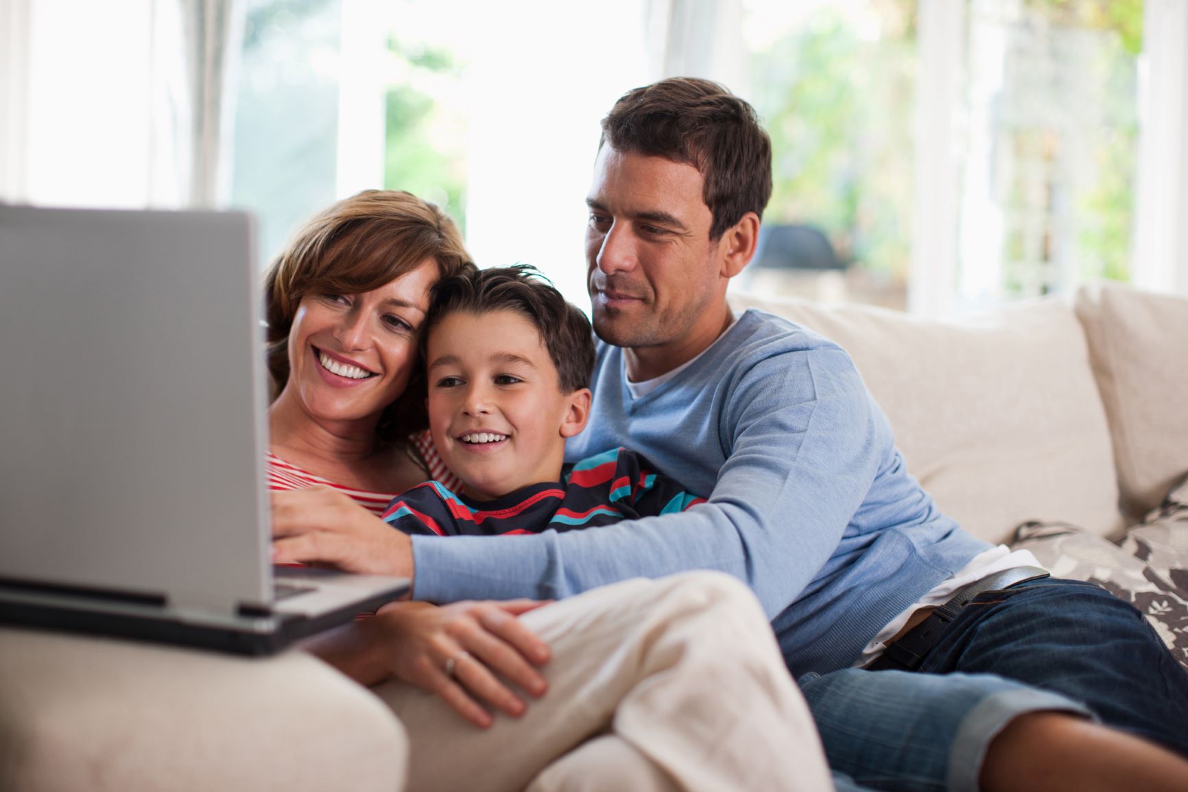 Akciós újságok a Startlapon: egy helyen megtalálod az ajánlatokat ...