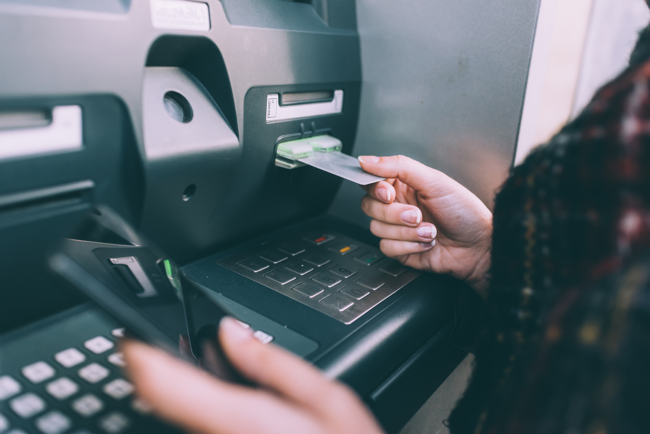 Óriási változás a magyar bankautomatáknál – máris megvan az eredménye a ...